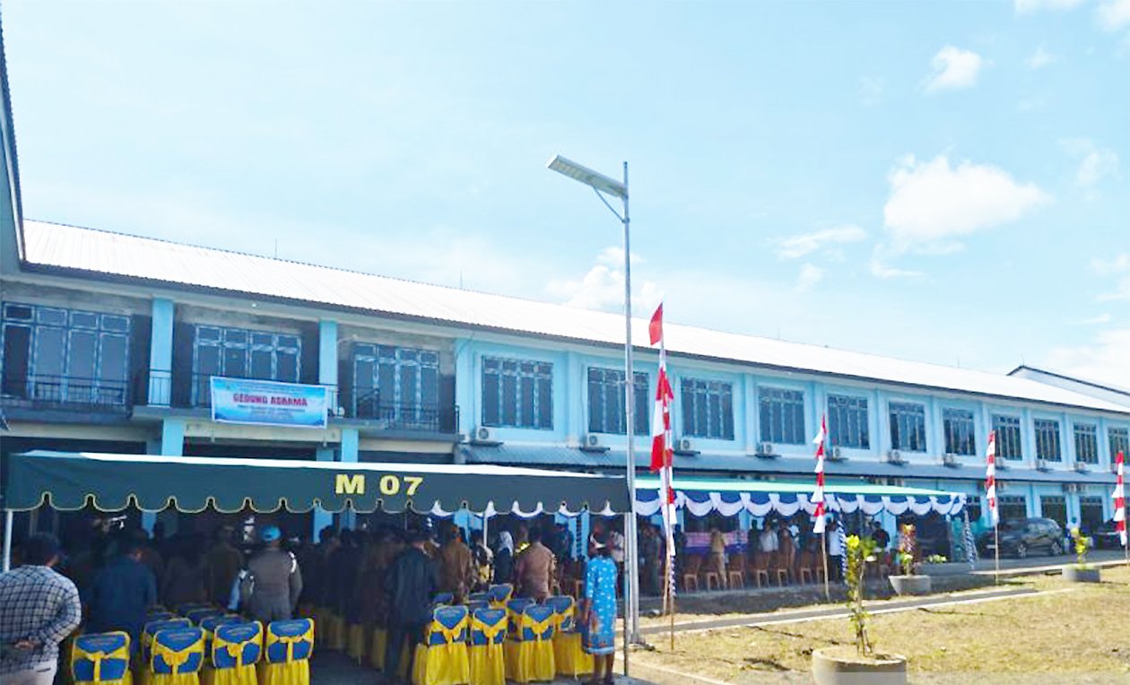 Gubernur Papua Barat Resmikan Asrama Pusat Pengembangan SDM Migas di ...