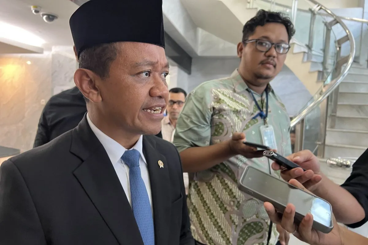 Bahlil, Pertamina, dan Shell Digugat: Imbas Kelangkaan BBM – Info ...